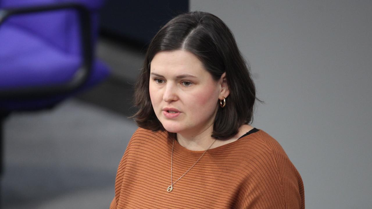 Debatte über Wehrpflicht - Grünen-Politikerin Nanni: neuer Wehrdienst ...