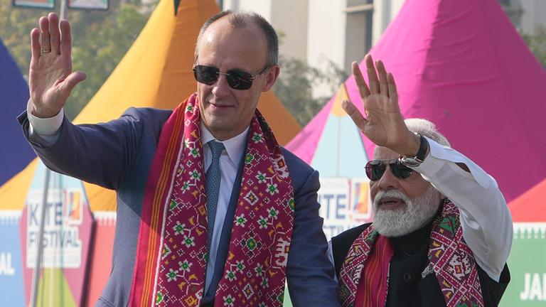 Asien-Reise - Merz besucht indische Wirtschaftsmetropole Bangalore