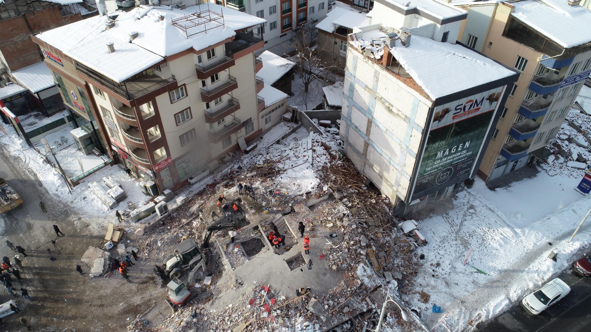 Provinz Malatya - Mindestens ein Toter durch weiteres Erdbeben in der ...