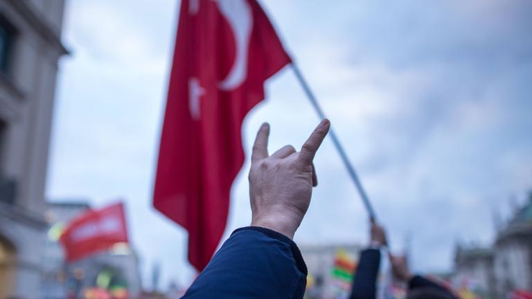 Özil und die Grauen Wölfe: Der Traum vom großtürkischen Reich