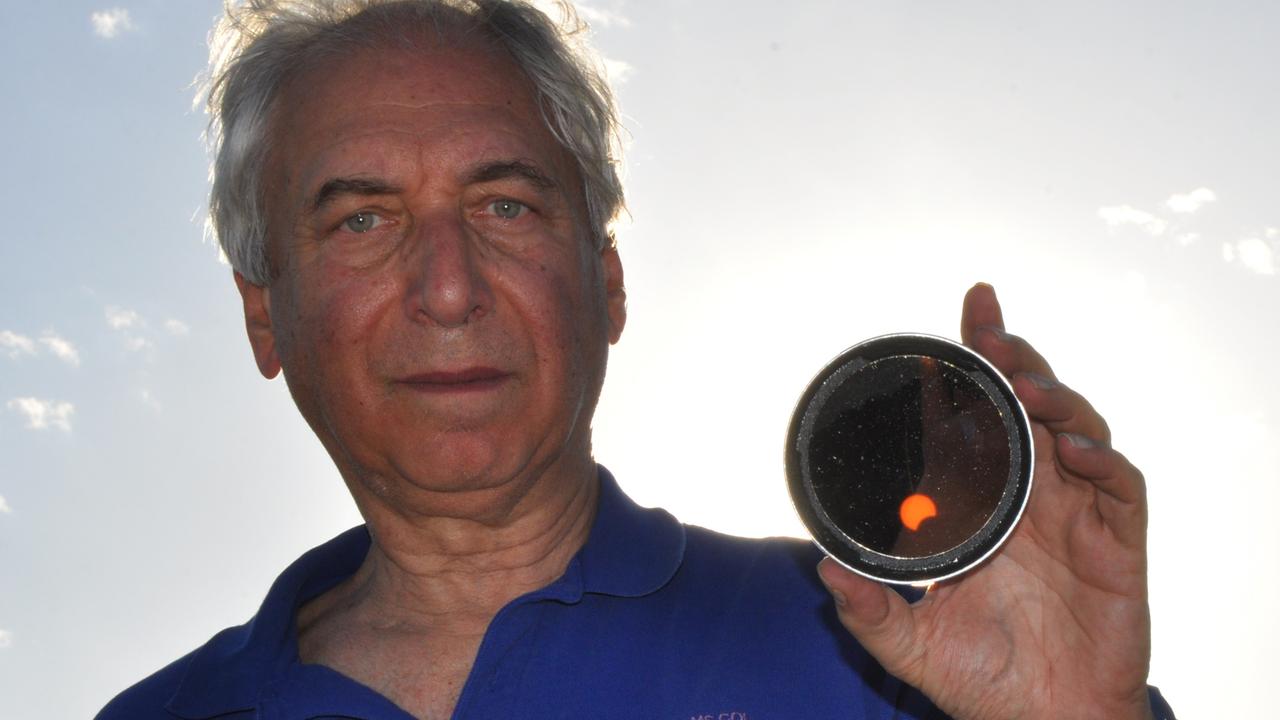 Enttäuschendes Sternbild mit faszinierendem Stern - Das dunkle Einhorn ...