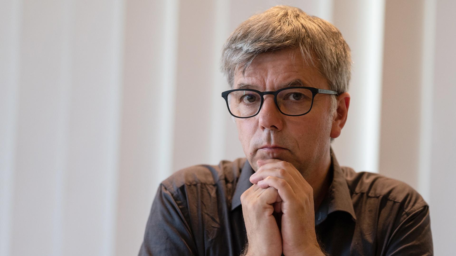 Theologe über Synodalen Weg - "Veränderungen auf ortskirchlicher Ebene ...