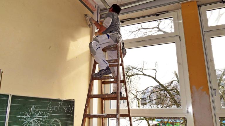Marode Schulgebäude - Sanierung und Neubau seit Jahrzehnten verschlafen