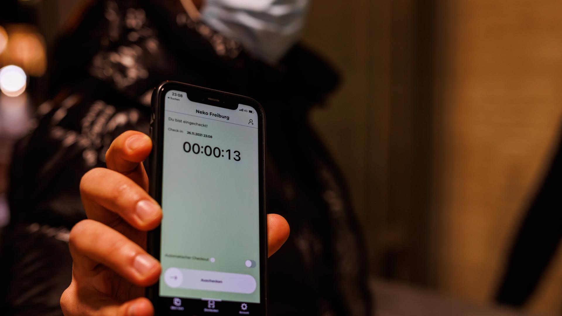 Luca-App in der Kritik - "Die Corona-Warn-App funktioniert viel besser"