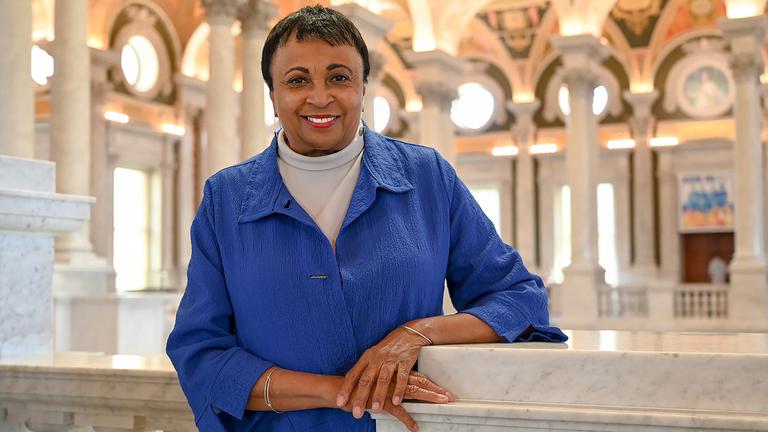 Bibliotheksverband stellt sich hinter die entlassene Carla Hayden