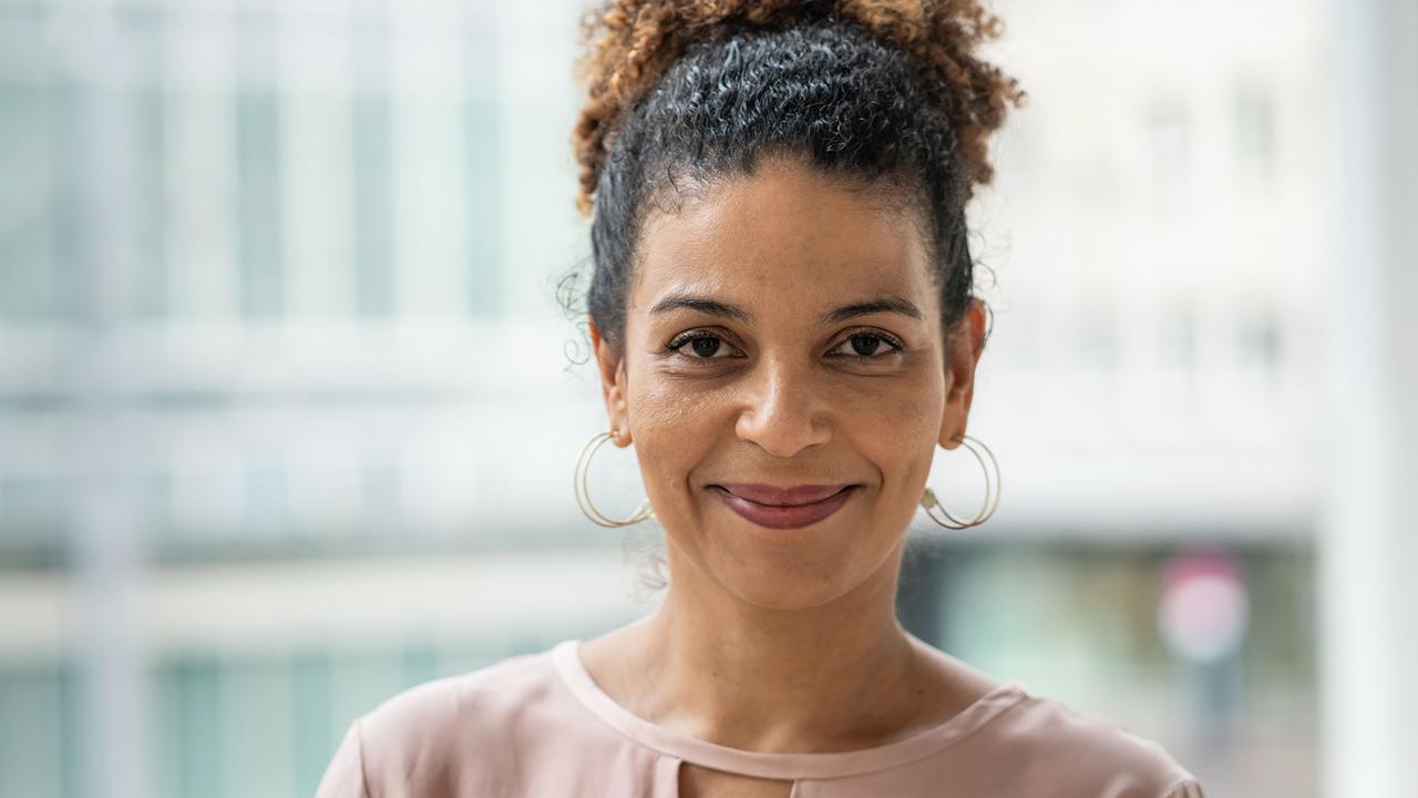 Jackie Thomaes Roman "Glück": Der Druck, Mutter zu werden