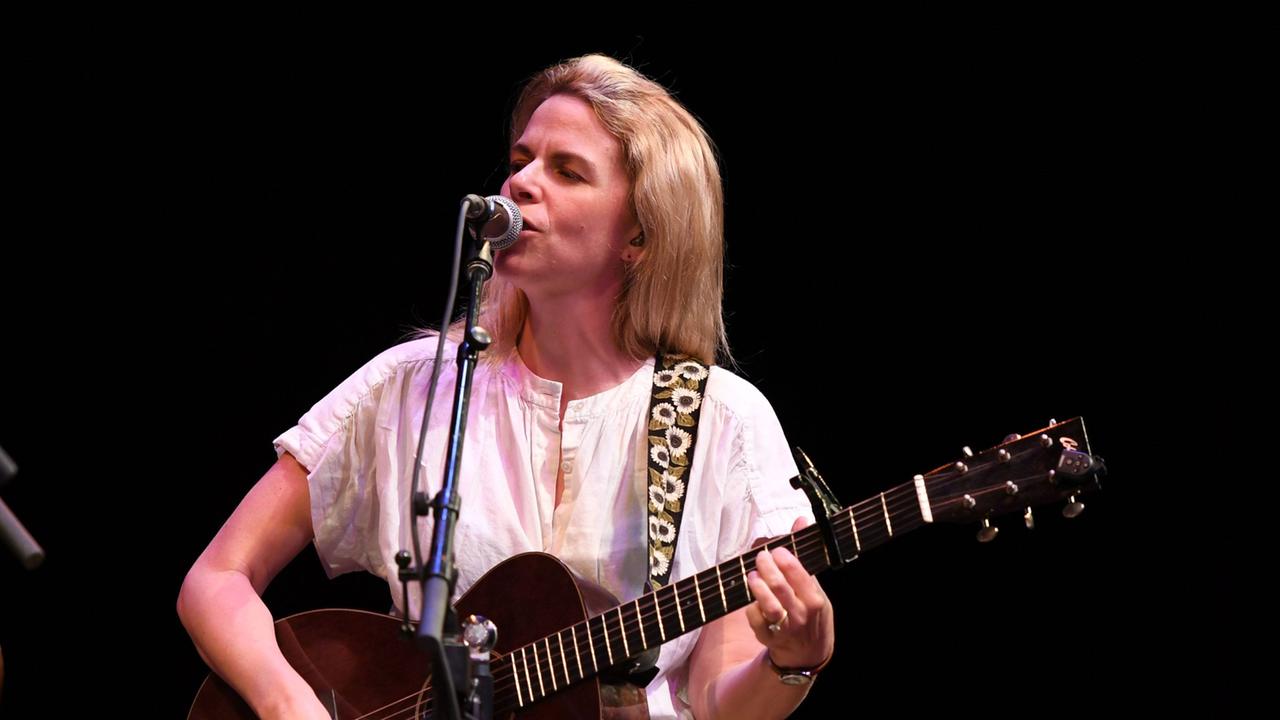 Dresdner Musikfestspiele: Singer-Songwriterin Aoife O’Donovan
