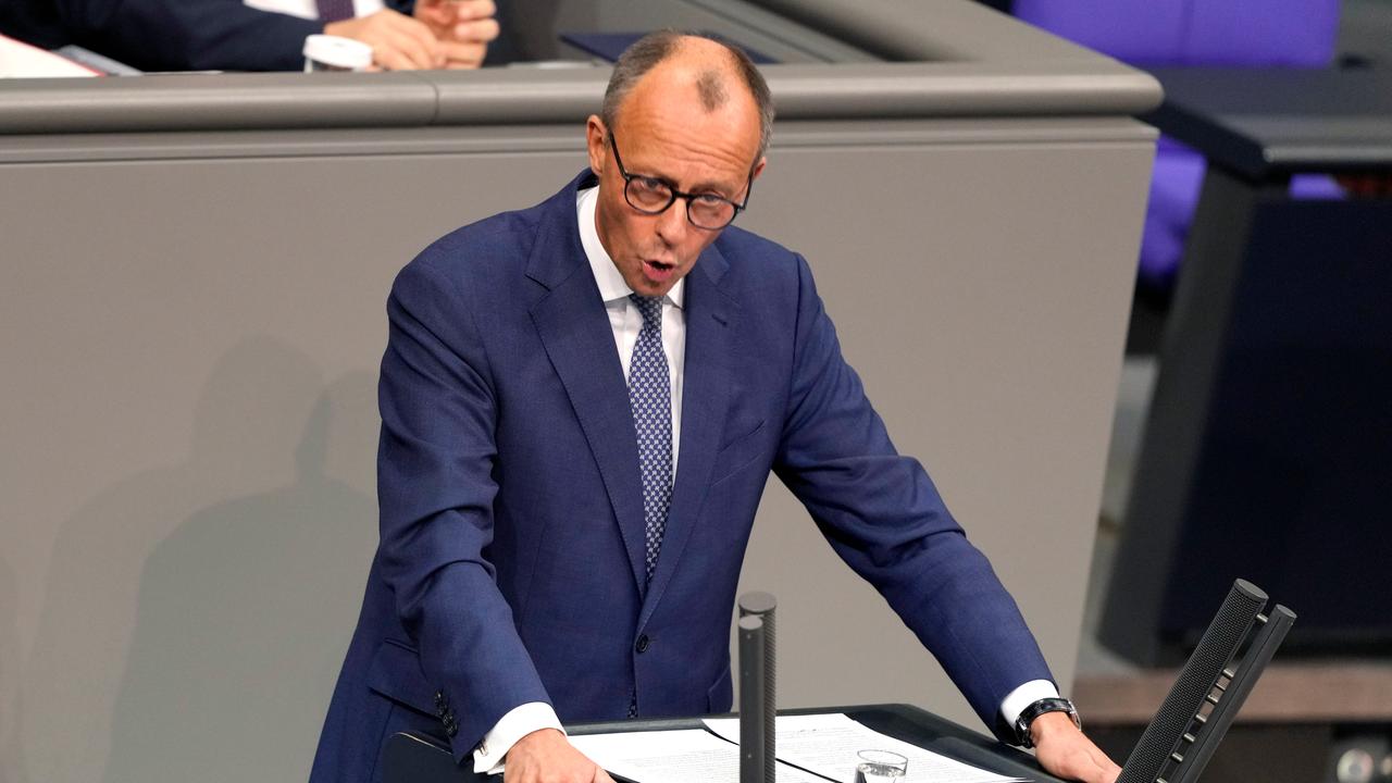 Bundestag - Merz wirft Scholz Spaltung vor