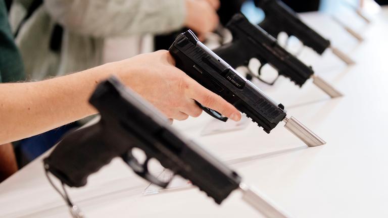 Waffenrecht - Bundesregierung will das Waffenrecht verschärfen