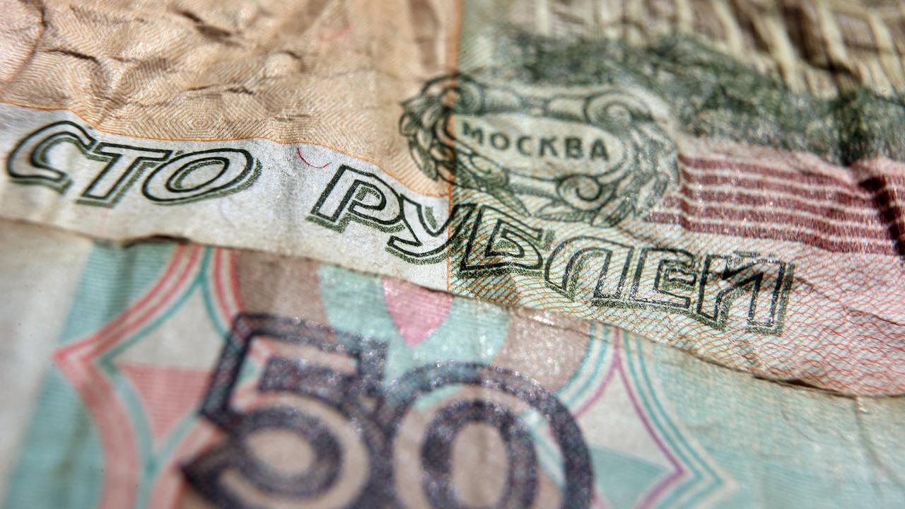Russische Landeswährung - Rubel verliert weiter an Wert - Putin sieht ...