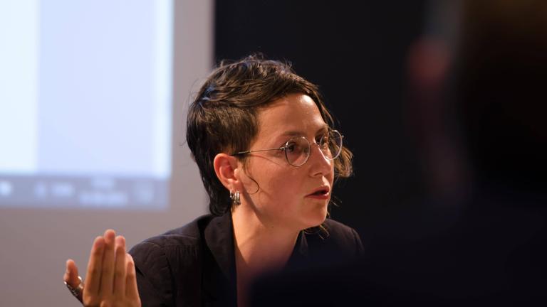 Jule Govvrin: Der "Begehrenswert" als erotisches Kapital