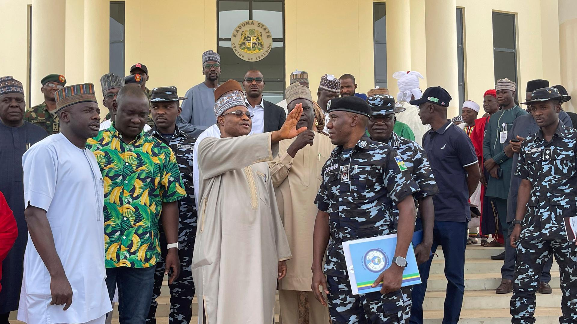 Nigeria - Mehr als 130 entführte Schulkinder wieder frei