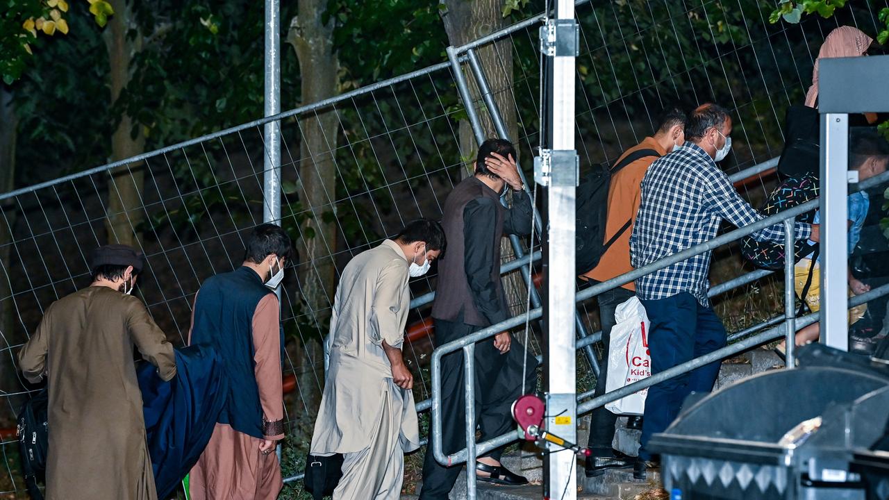 Zwei Jahre Taliban: Frühere Ortskräfte von Deutschland enttäuscht