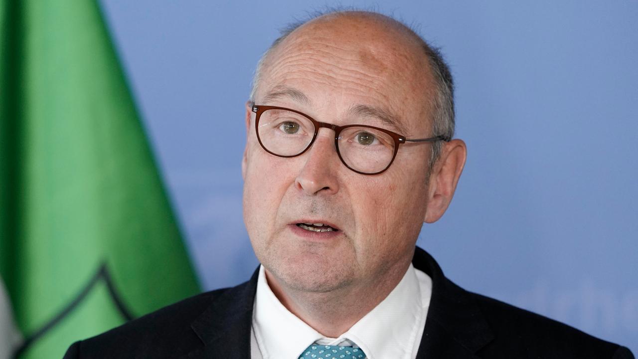 Bezahlbarer Wohnraum: Vonovia-Vorstand kritisiert hohe Kosten