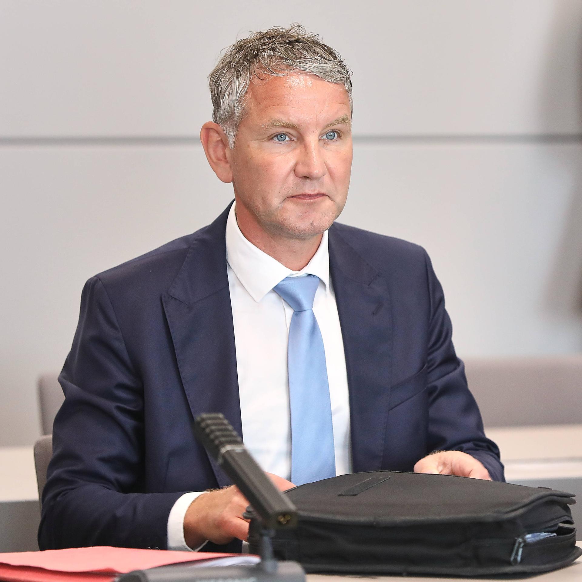 Halle Saale, Sachsen-Anhalt, Justizzentrum: 2. Prozess gegen Thüringens ...
