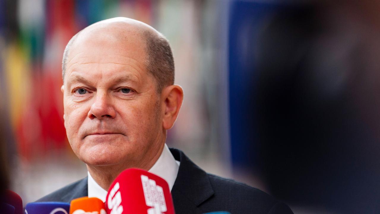 Streit um Verbrenner-Aus - Politologe: „Deutschland muss einen ...