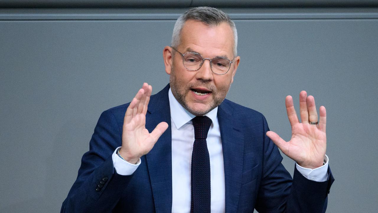 Michael Roth (SPD) - „Wir haben eine massive Abhängigkeit von China“