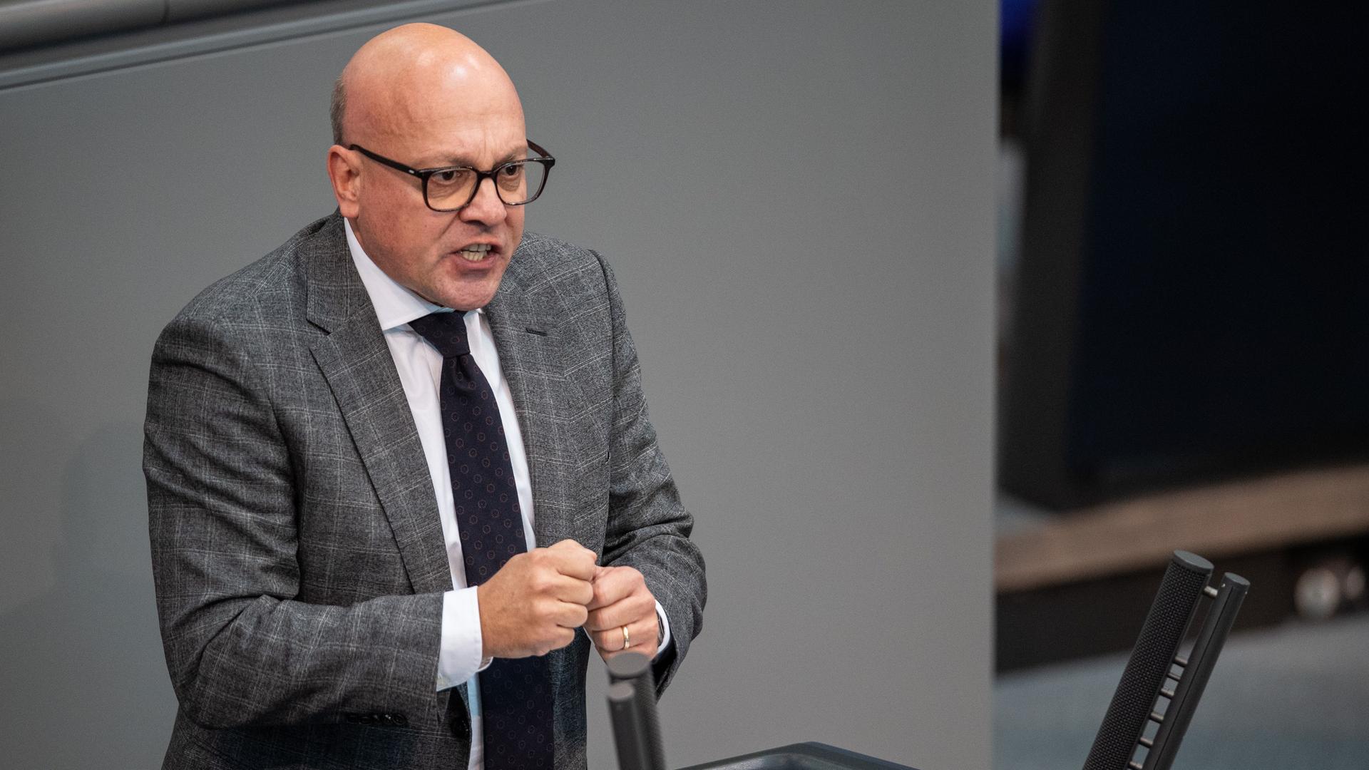 Bundestag - Debatte über Reform des Staatsbürgerschaftsrechts