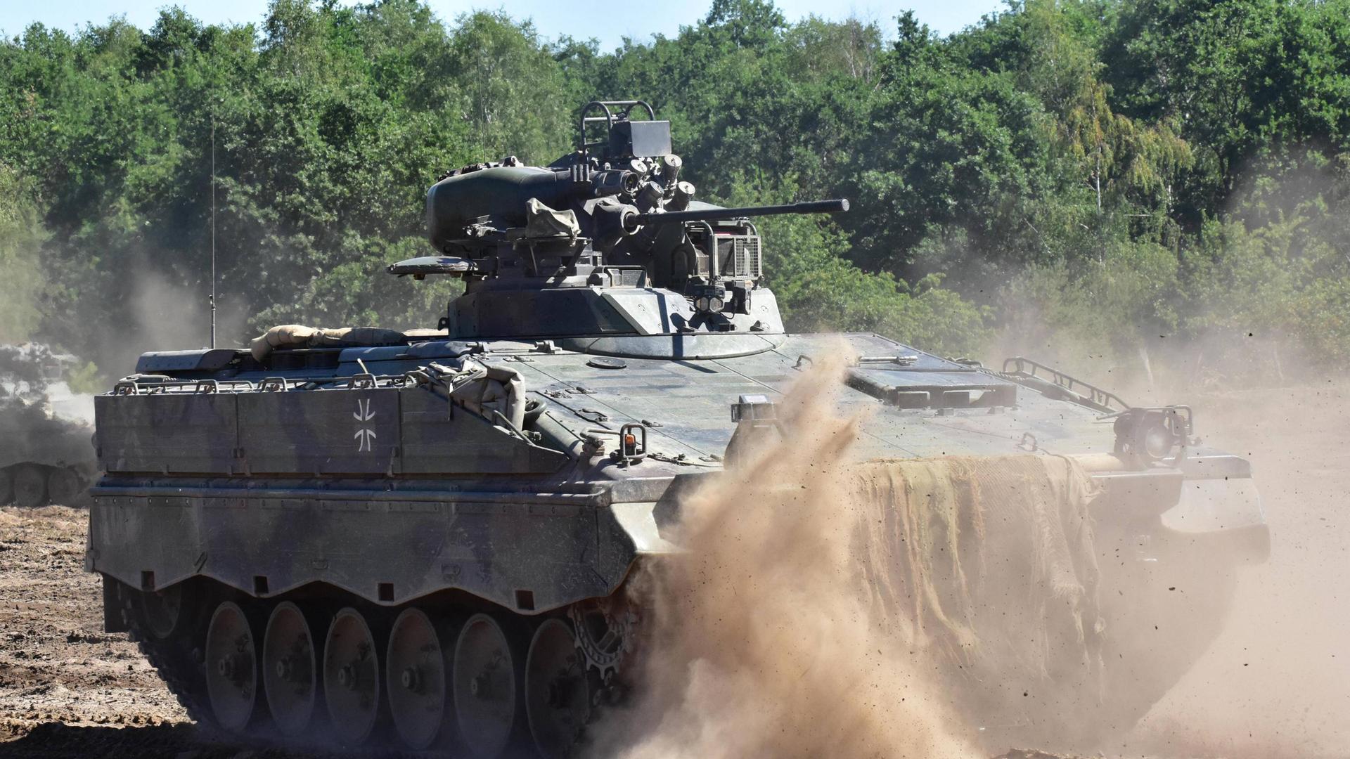 Rüstungsgüter - Weitere 20 Schützenpanzer Marder in der Ukraine