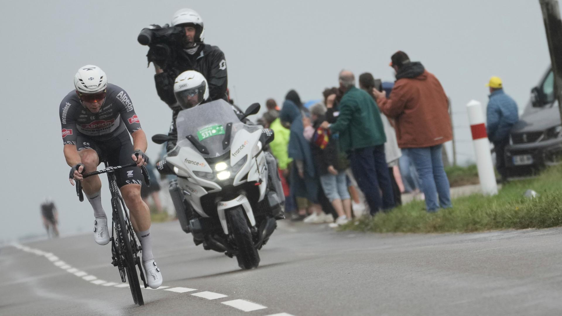 Tour de France - Australier Groves gewinnt vorletzte Etappe - Lipowitz ...