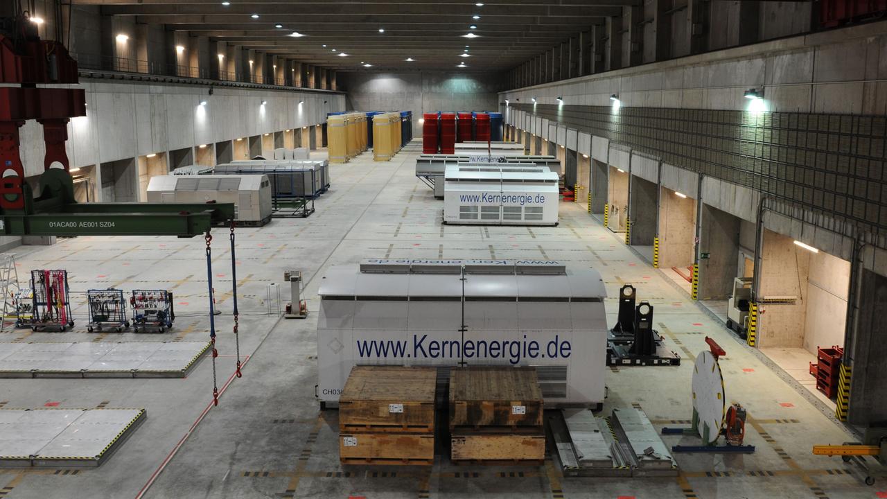 Gorleben - Baumaßnahmen zum Schutz von Atommüll-Lager beginnen