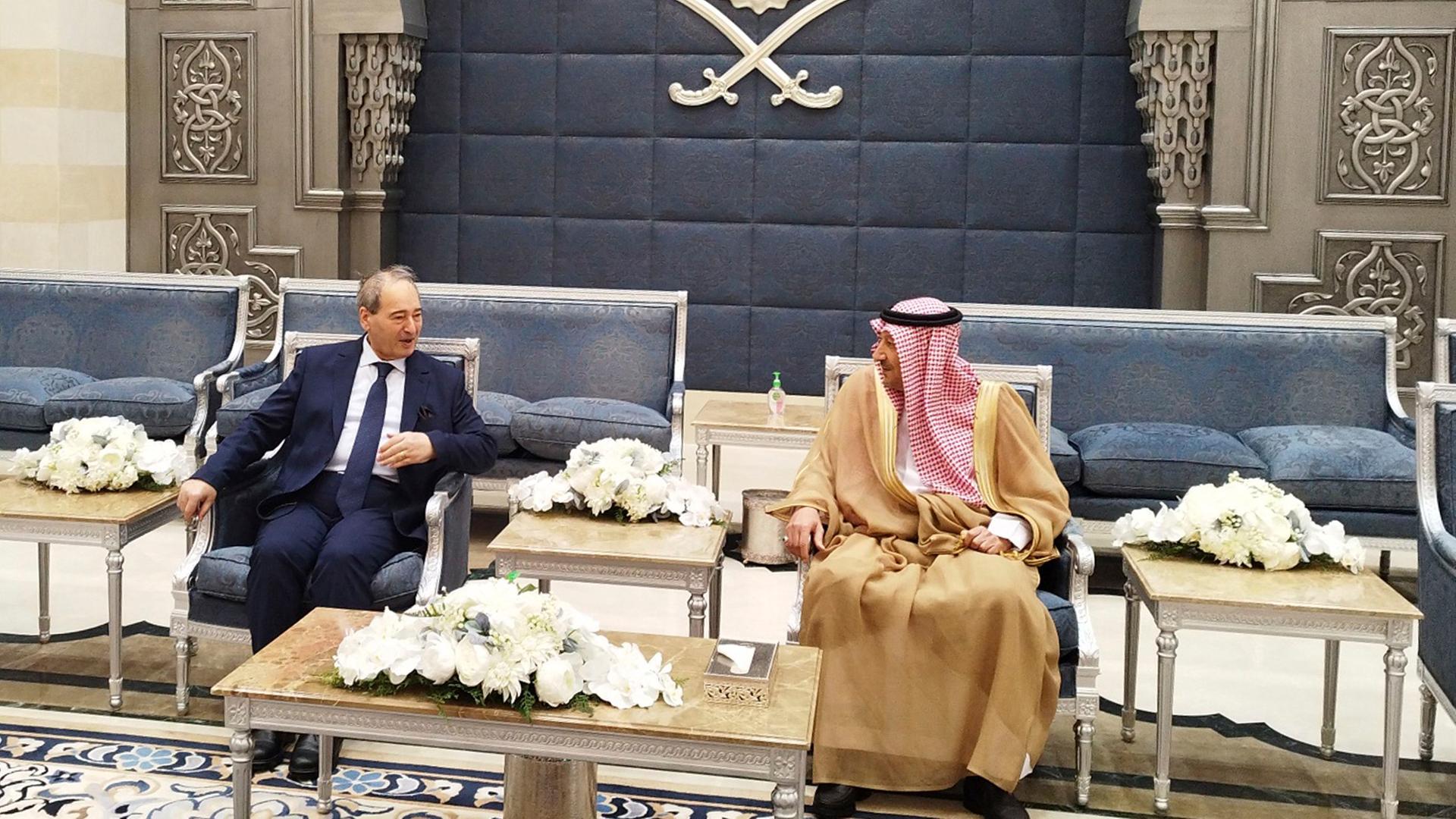 Gespräche in Riad - Syriens Außenminister Mekdad reist nach Saudi ...