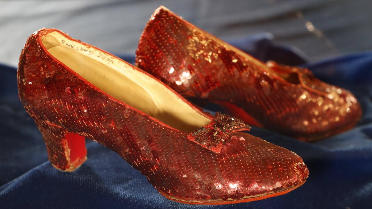Judy Garlands Heimatstadt will gestohlene "Zauberer von Oz ...