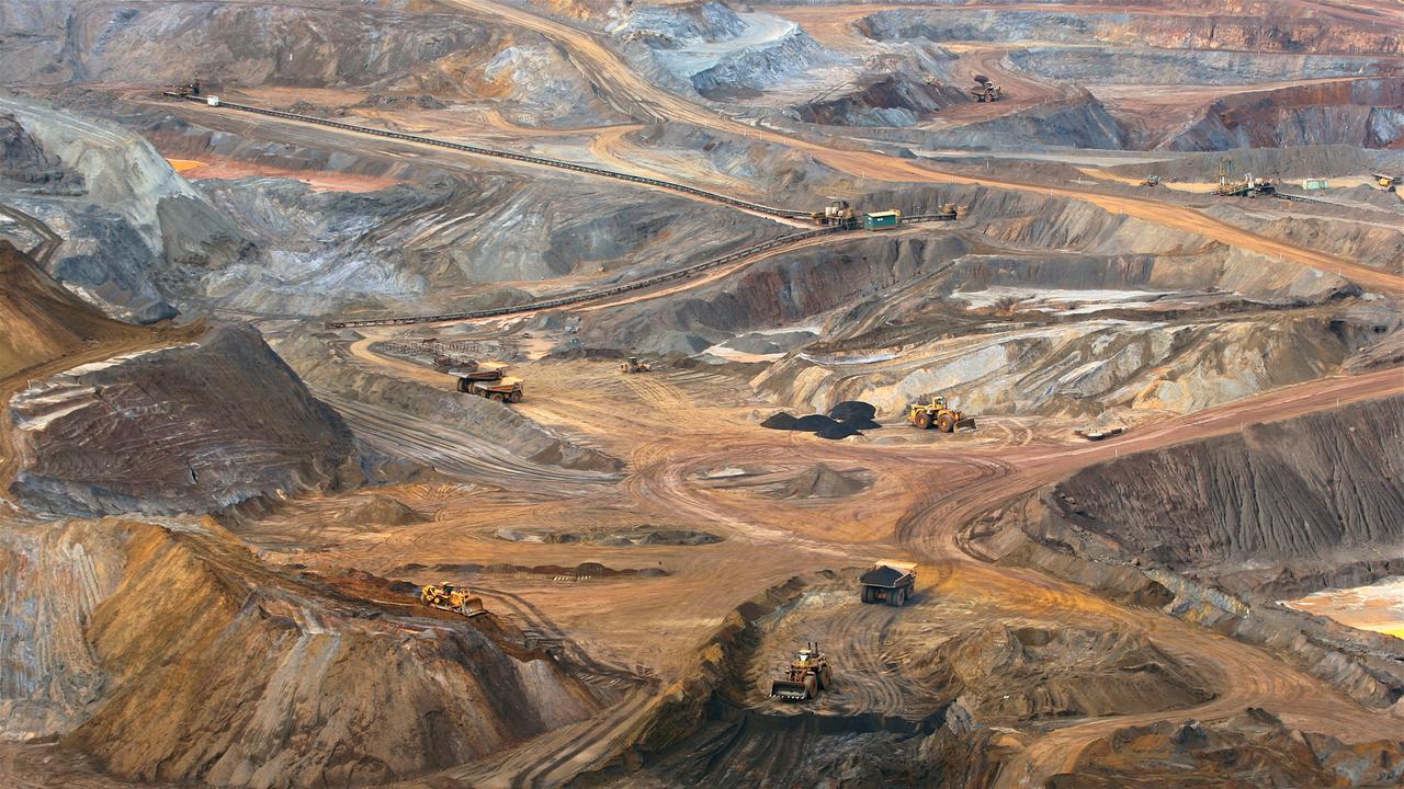 Brasiliens Bergbau: Eukalyptus-Boom und Wassermangel inklusive