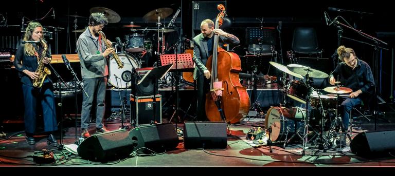 Festival Jazzdor Berlin: Marie Krüttli Trio und Prospectus