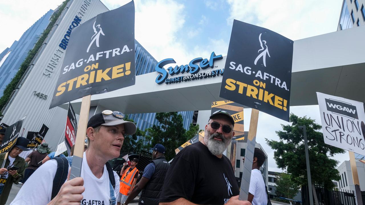 USA - Grundsatzeinigung zwischen streikenden Hollywood-Schauspielern ...