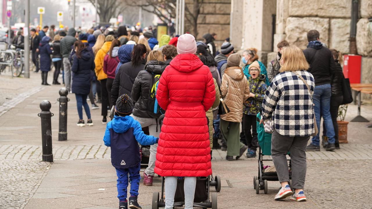 Appell Mehr Als 150 Organisationen Kritisieren Debatte Um Kürzung Von