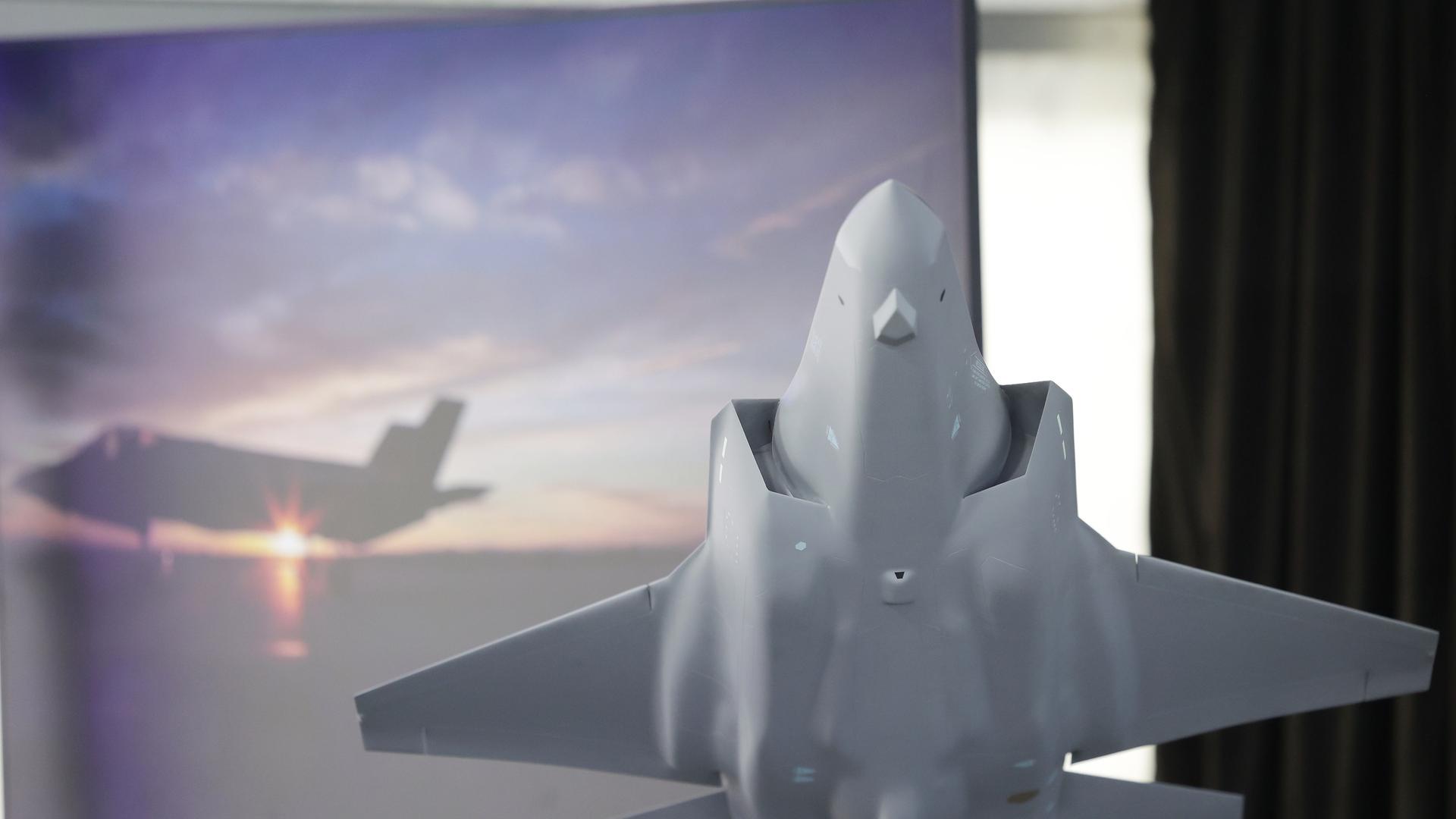 Spatenstich: Rheinmetall-Fabrik für F-35-Kampfjet in Weeze