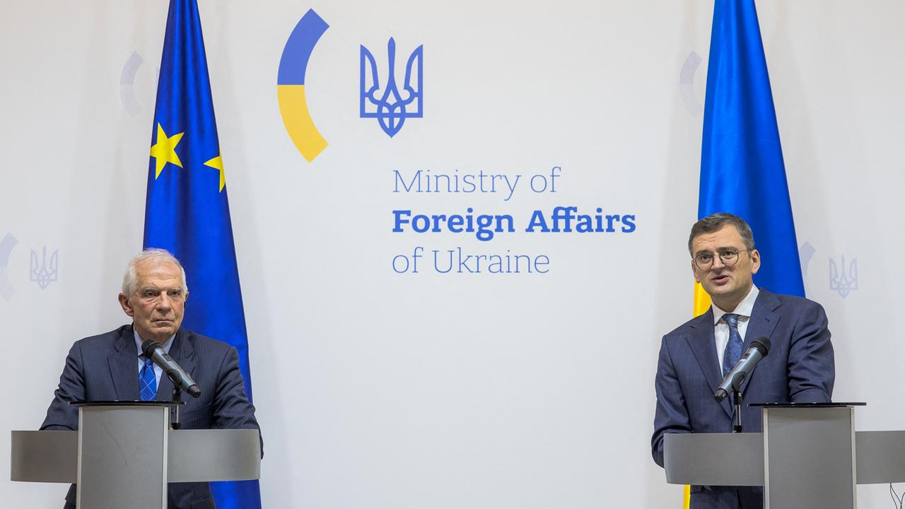 Ukraine - Kiew fordert bei Borrell-Besuch mehr Waffen