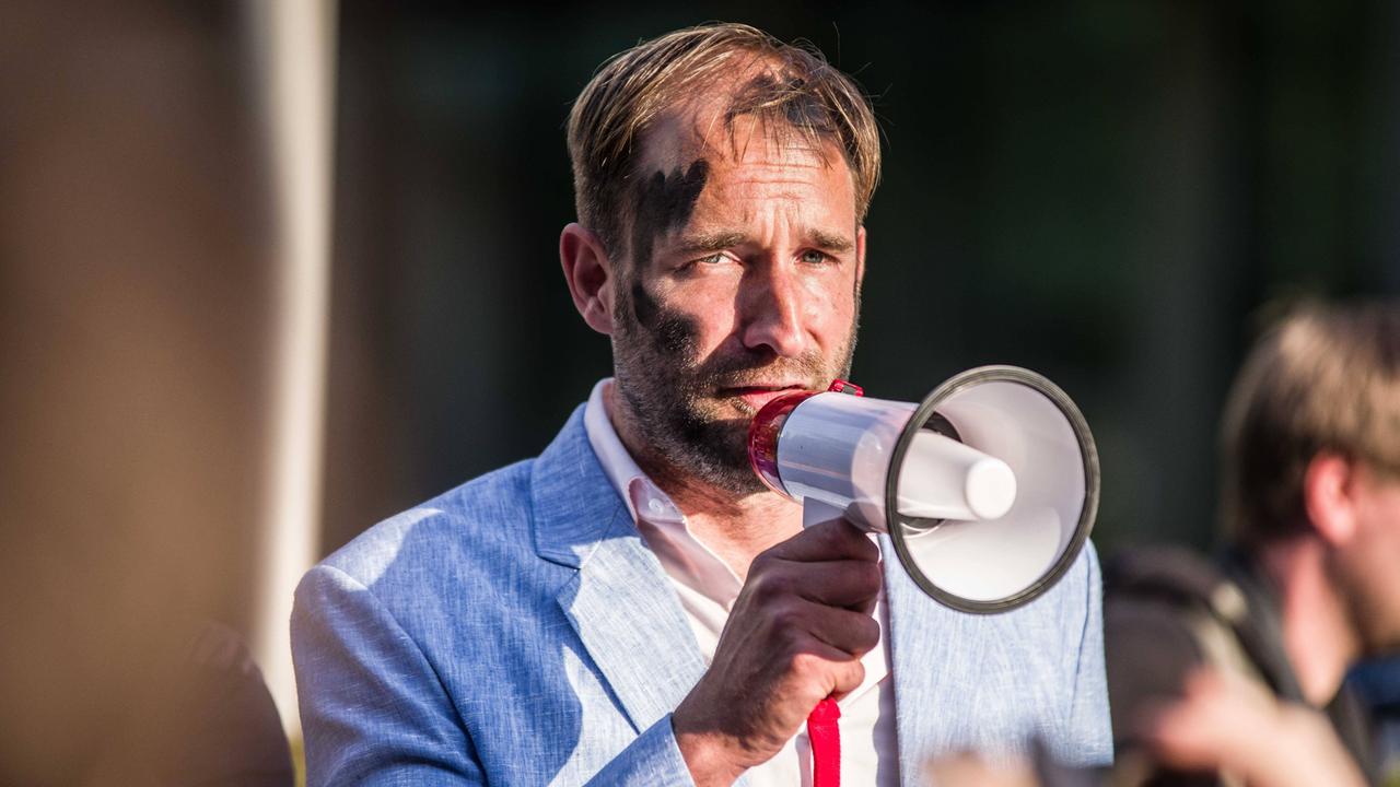 Aktionskünstler Philipp Ruch - Radikal für die Menschlichkeit