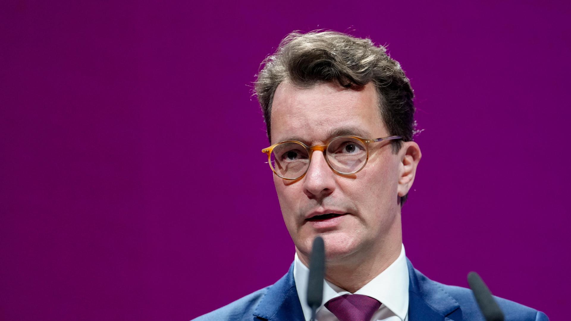 Ministerpräsidententreffen zur Asylpolitik - Wüst (CDU) fordert ...