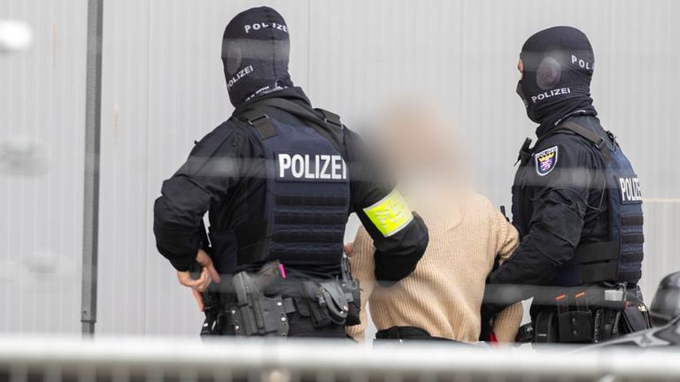 Oberlandesgericht Frankfurt - Prozess gegen Reichsbürgernetzwerk um Heinrich Prinz Reuß