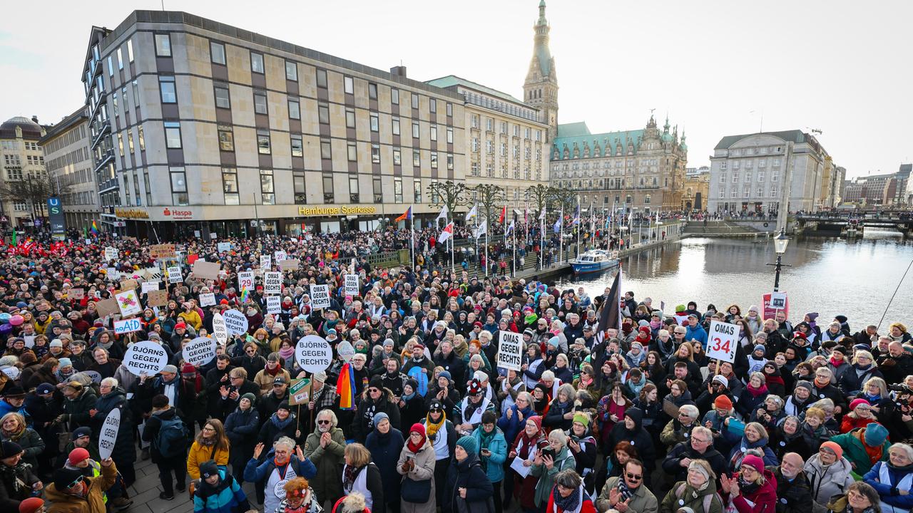 Nach den Bundestagsabstimmungen - Auch heute zahlreiche Demonstrationen ...
