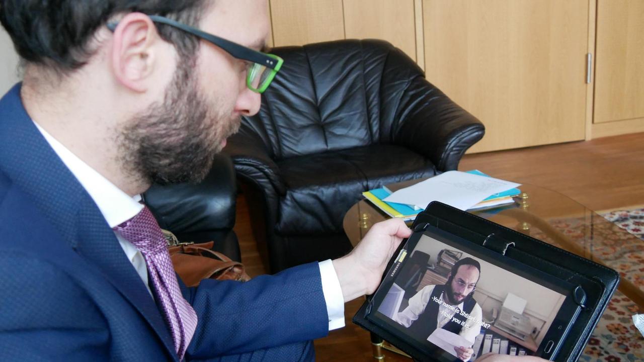 TV-Serie "Shtisel" - Der echte Rabbi Akiva lebt in Dresden