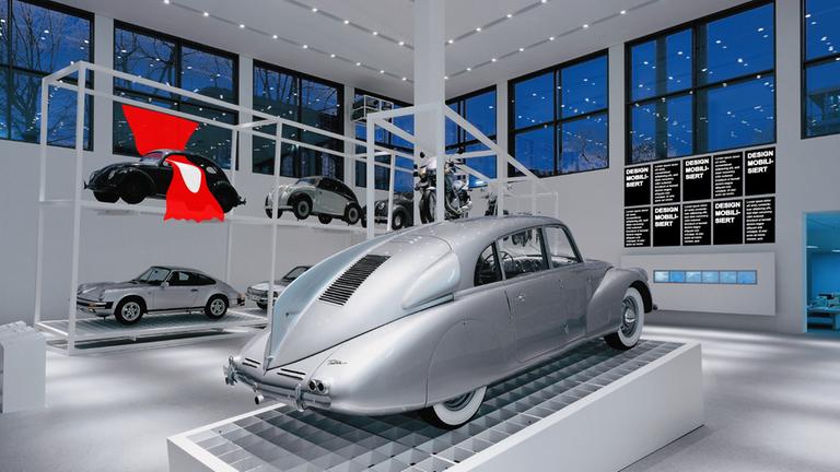 Ausstellung zu Politik und Design - "Der Designer hat eine große ...