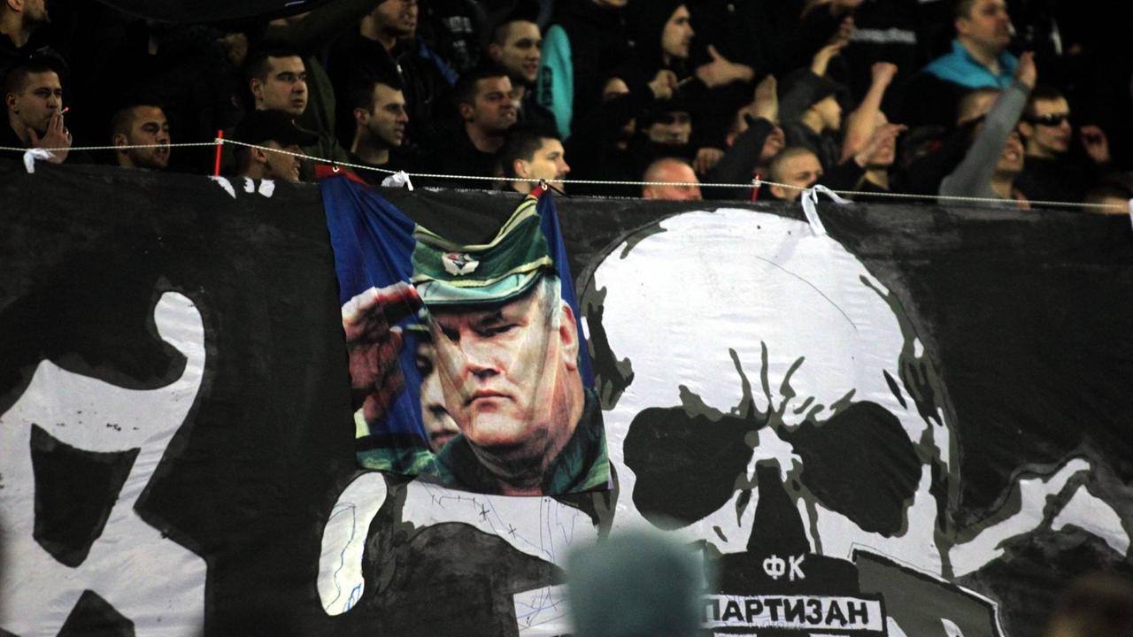 Nationalismus im serbischen Fußball - Kriegsspiele auf dem Balkan