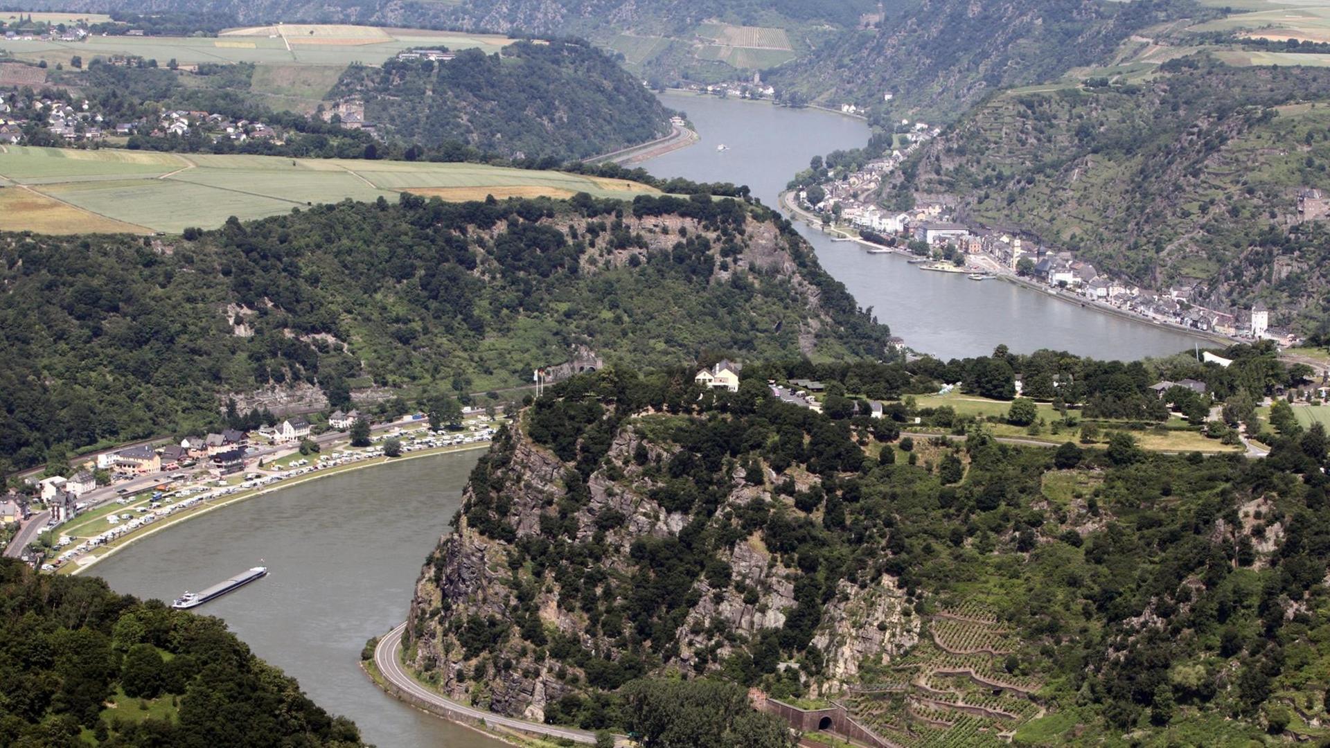 Neue Loreley-Statue am Mittelrhein enthüllt