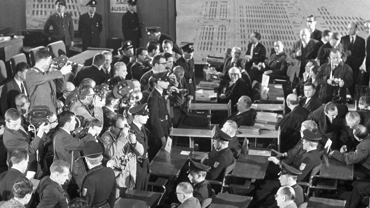 Auschwitz-Prozess - "Endlich ein menschliches Wort"