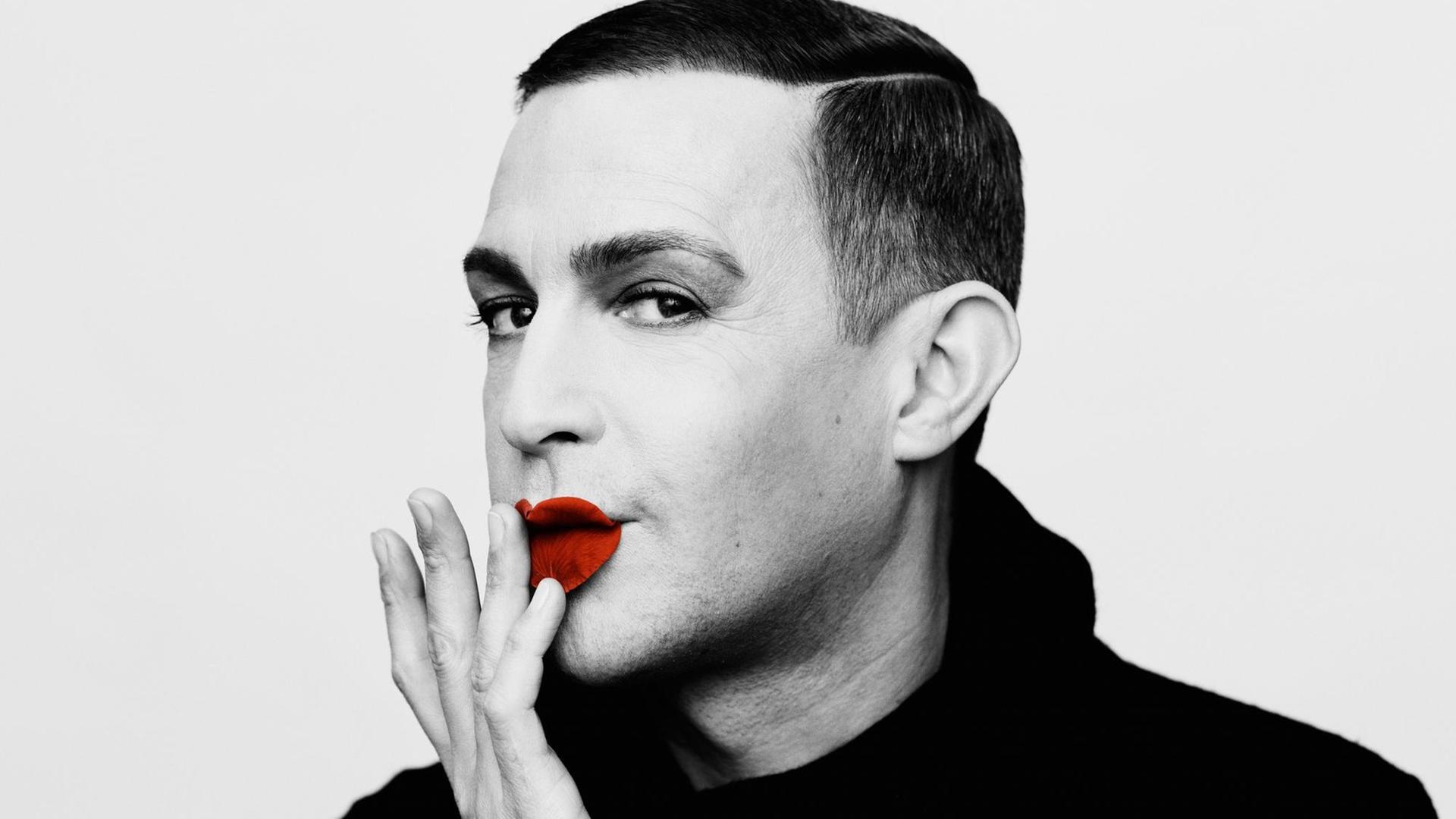 Neues Programm von Chansonnier Tim Fischer - "Das Baby möchte raus!"