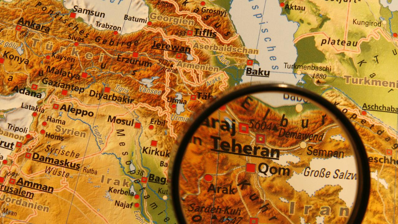 Musik und Fragen zur Person - Der Kulturwissenschaftler Hamid Reza Yousefi