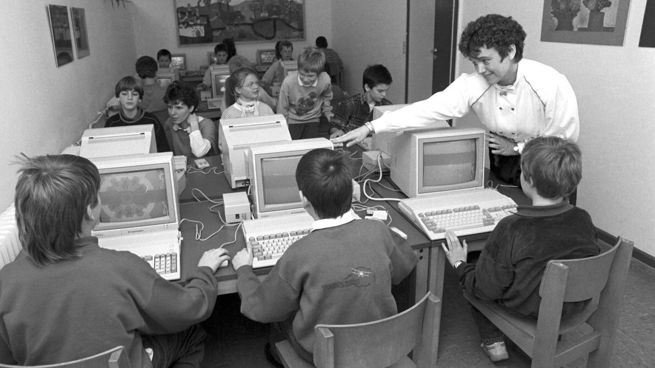 50 Jahre Internet - Die Anfänge des Online-Journalismus