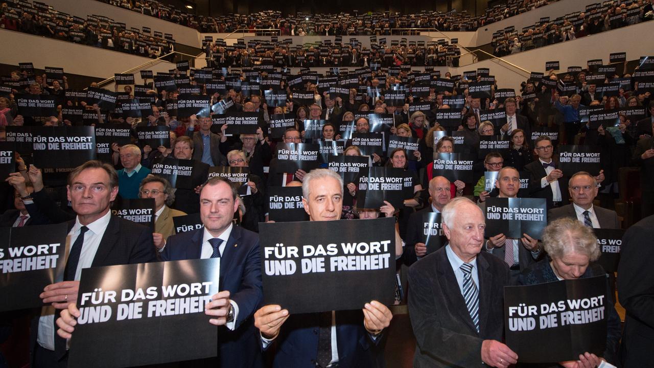 Aus den Feuilletons - Billige Gesten auf der Buchmesse