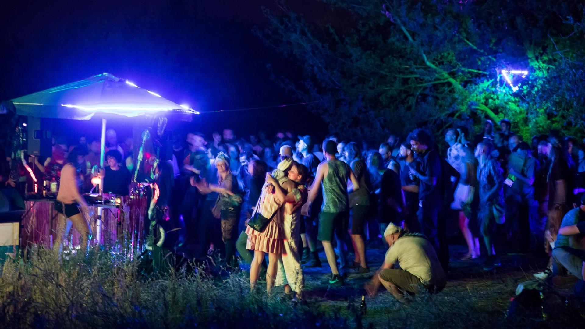 Soziologe über Jugend und Corona - "Wir können nicht beobachten, dass ...