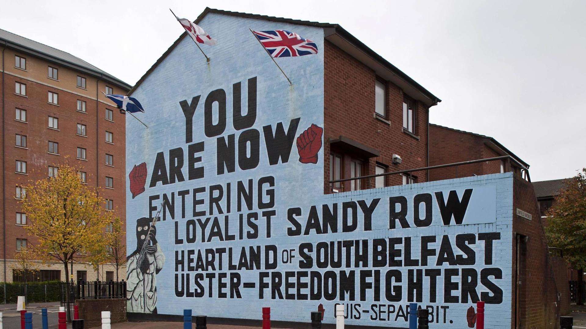 "Sandy Row" Nordirland - Die Geschichte eines Landes in einer Straße