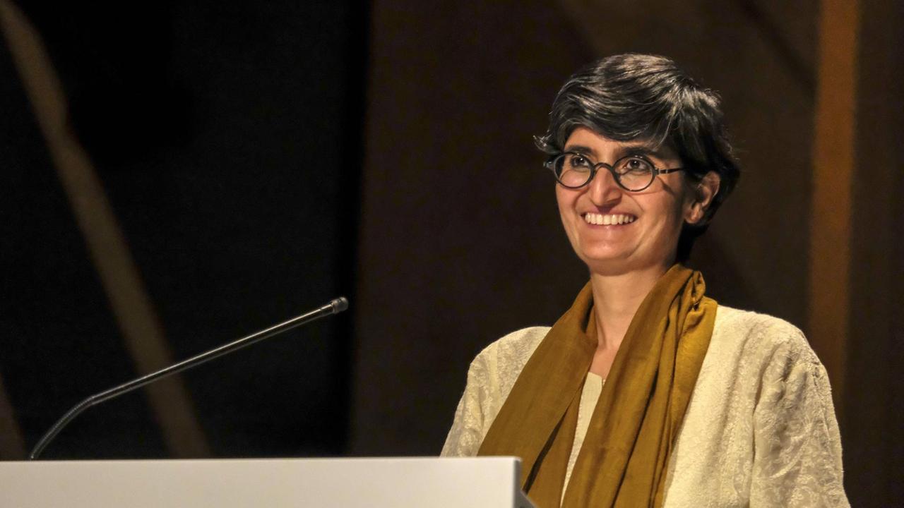 Facebook, Twitter und Co. - Social Media – Fluch und Segen zugleich