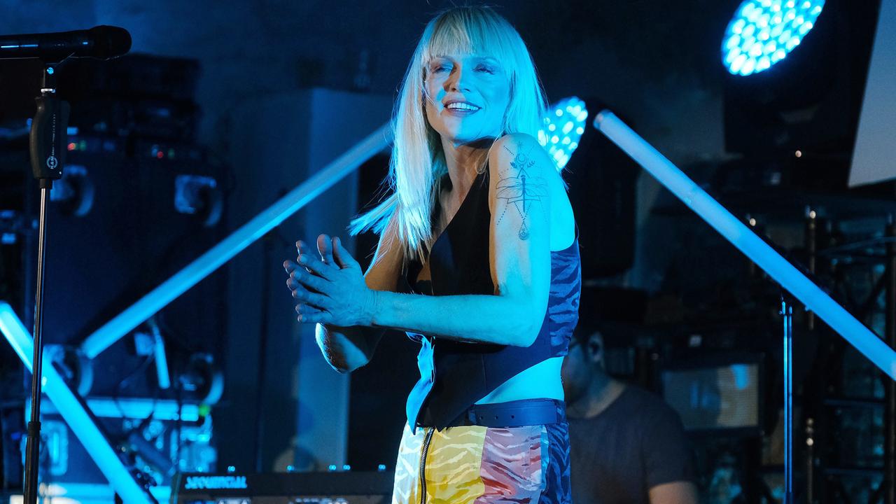 Anna Loos über ihr Solodebüt "Werkzeugkasten" - "Für mich ist Musik ...